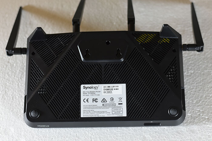 Review of Synology RT2600ac Router - CriticReviewer.com