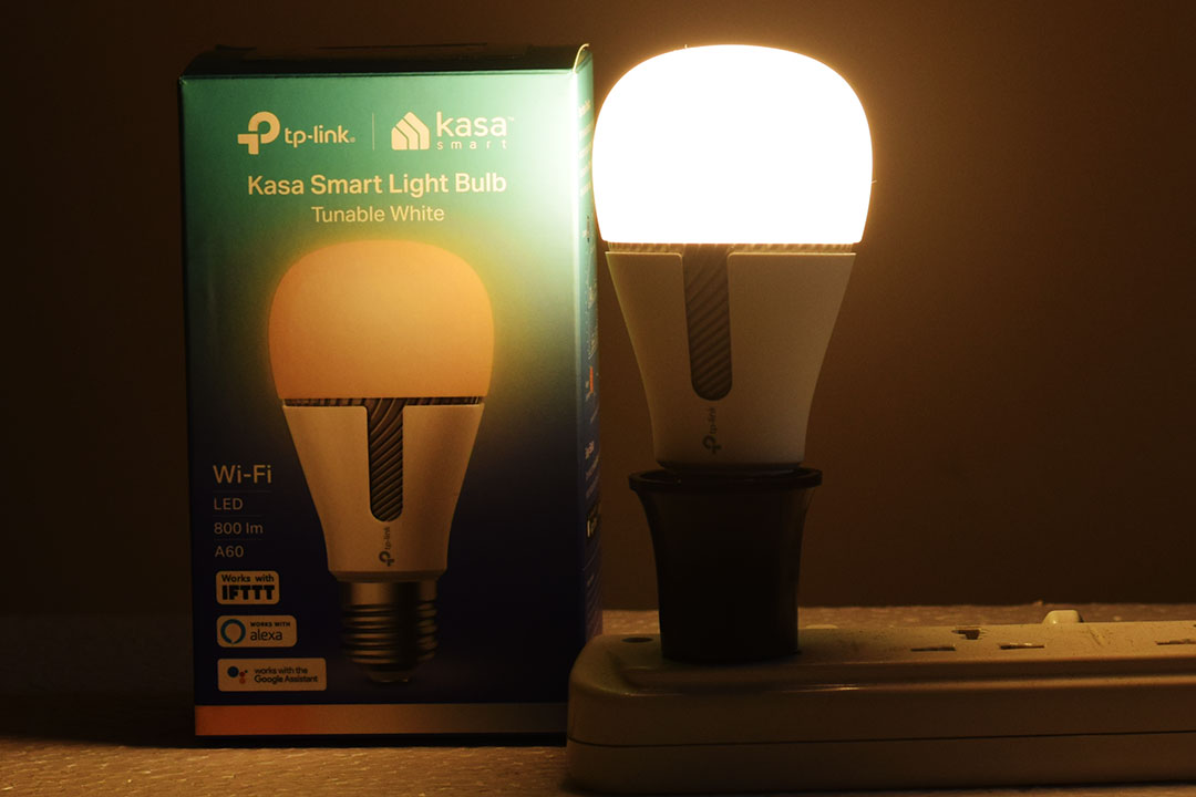Review of Tplink KASA Smart Light Bulb - KL120 - CriticReviewer.com