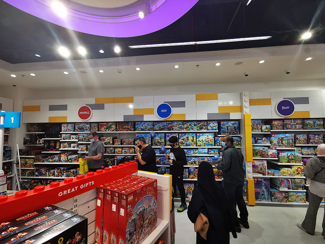 MAF opens new LEGO certified store in the Dubai Mall - CriticReviewer ...