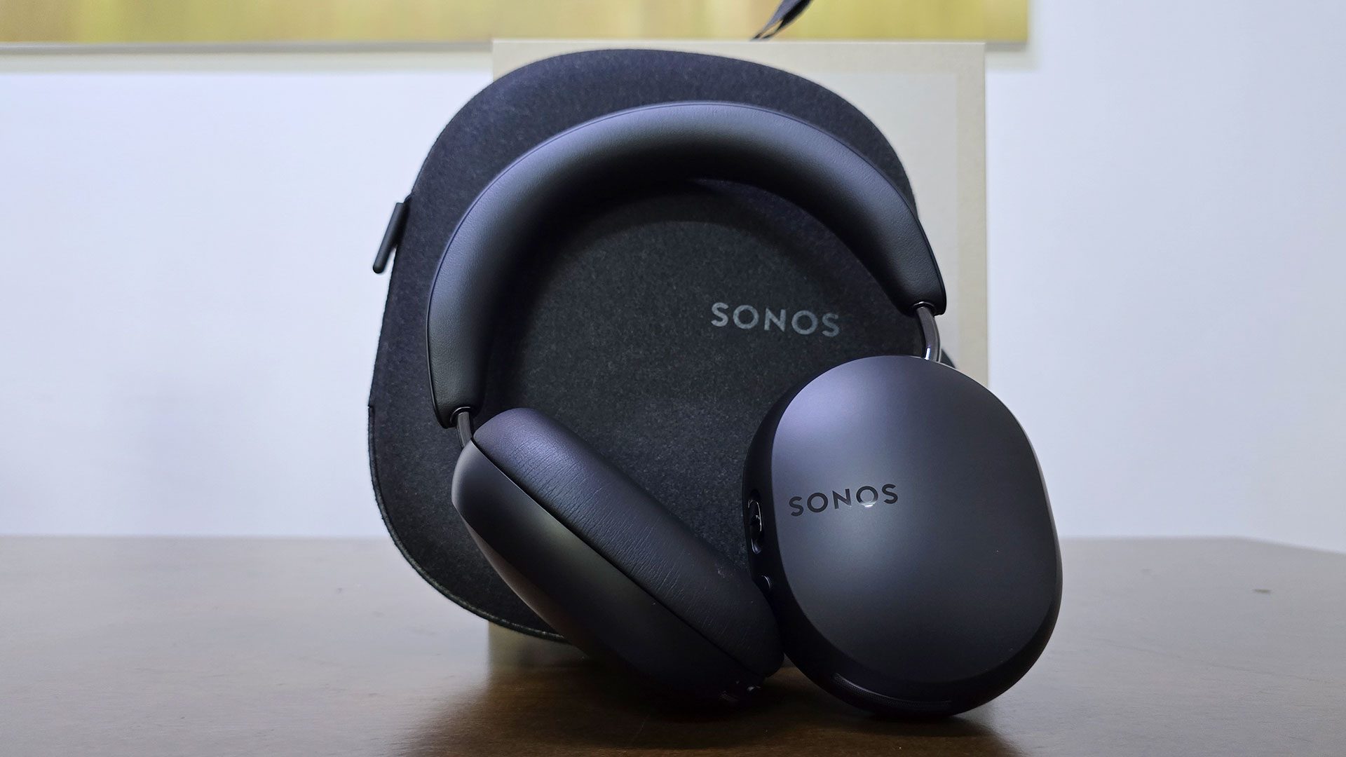 The Review of Sonos Ace Wireless Headphones in the UAE